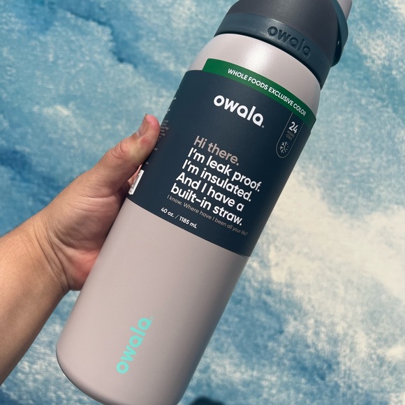 owala | Kitchen | Owala Freesip Stainless Steel 4 Oz Water Bottle Whole ...